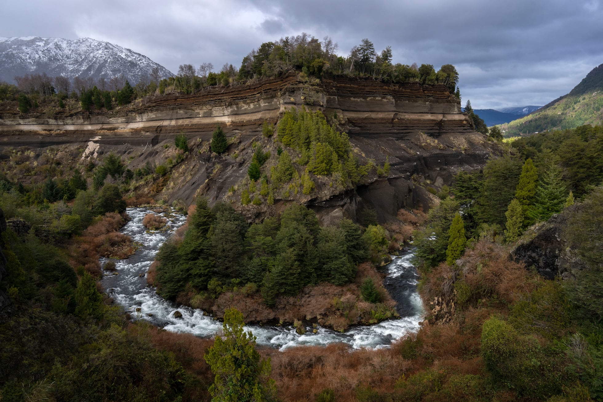 La lucha de los mapuches por preservar los ríos del sur de Chile, en ...