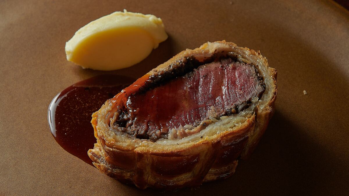 Restaurante Calisto, callos a la madrileña, solomillo Wellington y más ...