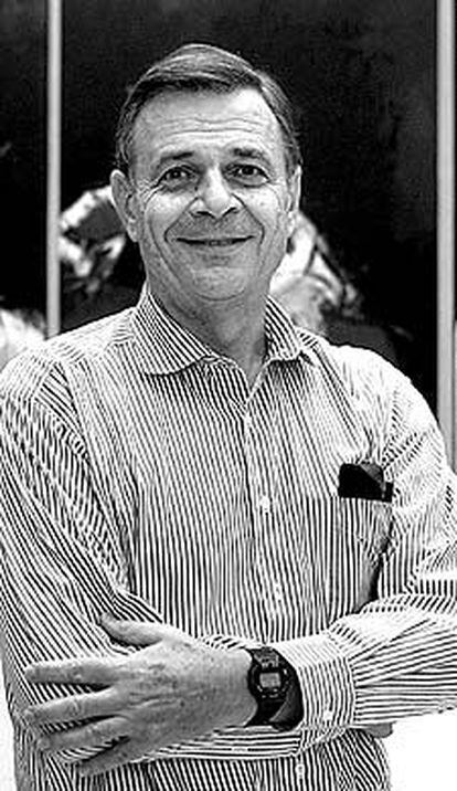 Peter Goldmark deja la presidencia del 'Herald Tribune' | Sociedad | EL ...