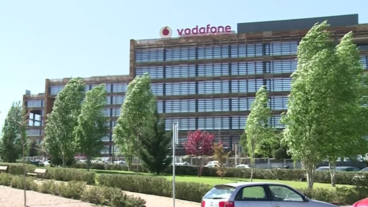 Vodafone España presenta un ERE para más de 500 empleados | Empresas ...