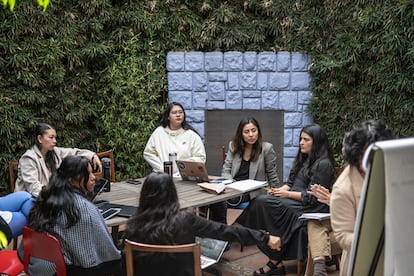 ‘Todas a una’, las mujeres que impulsan las carreras políticas de otras ...