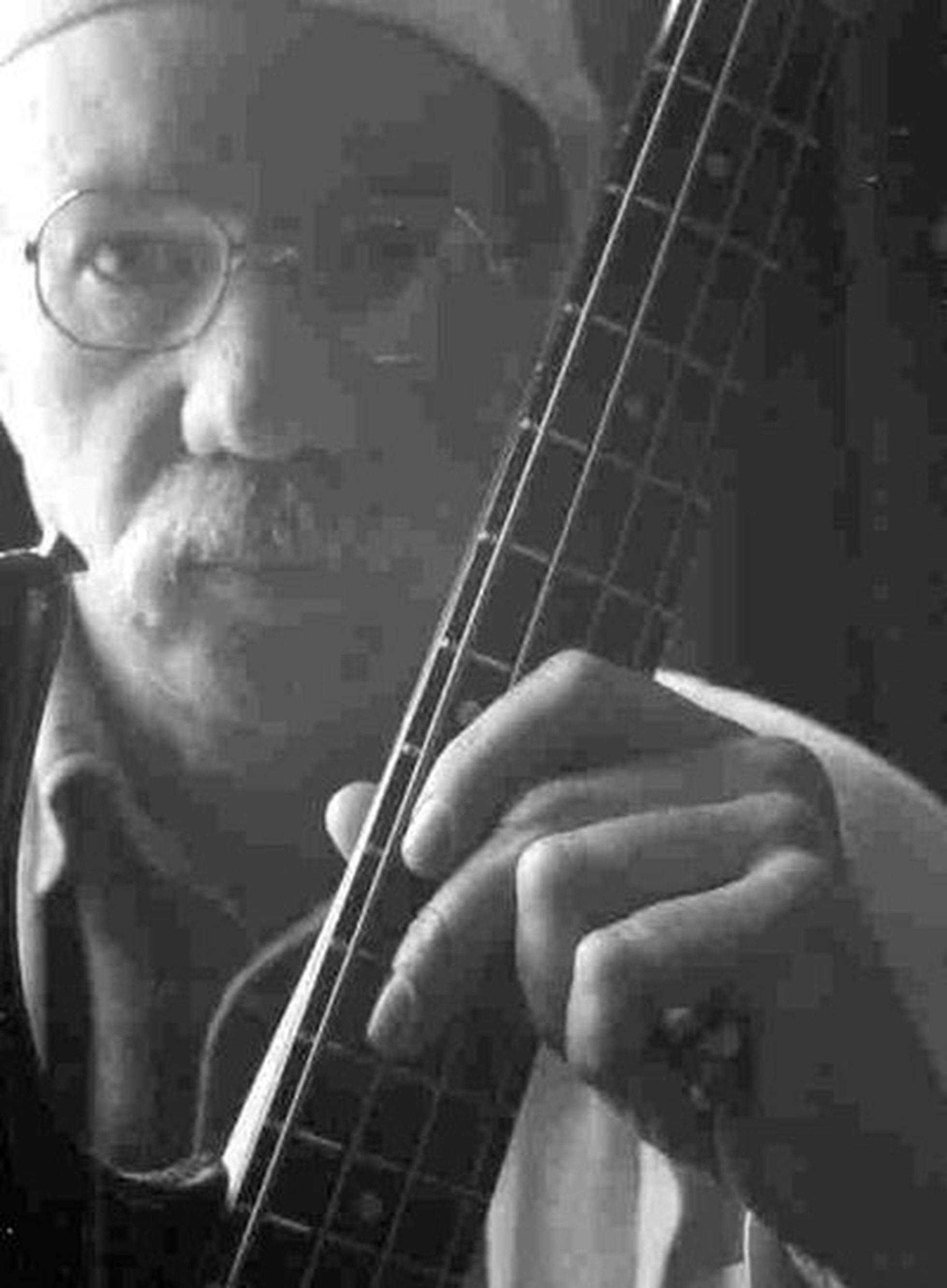 Hugh Hopper, bajista del grupo Soft Machine | Necrologicas | EL PAÍS