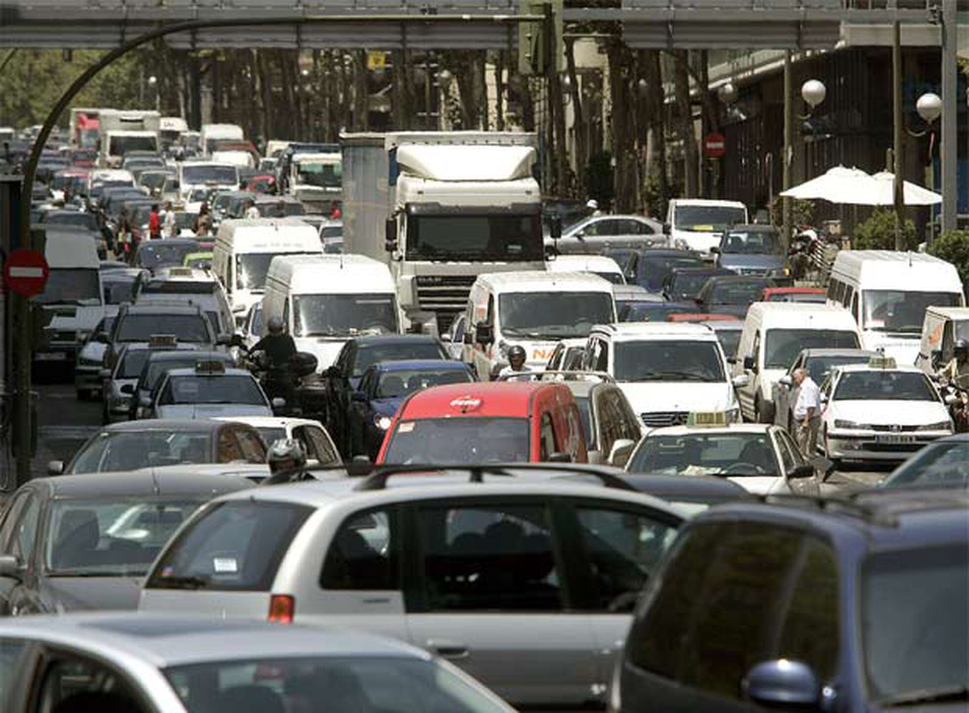 Atasco de coches en el centro de Madrid | Madrid | EL PAÍS