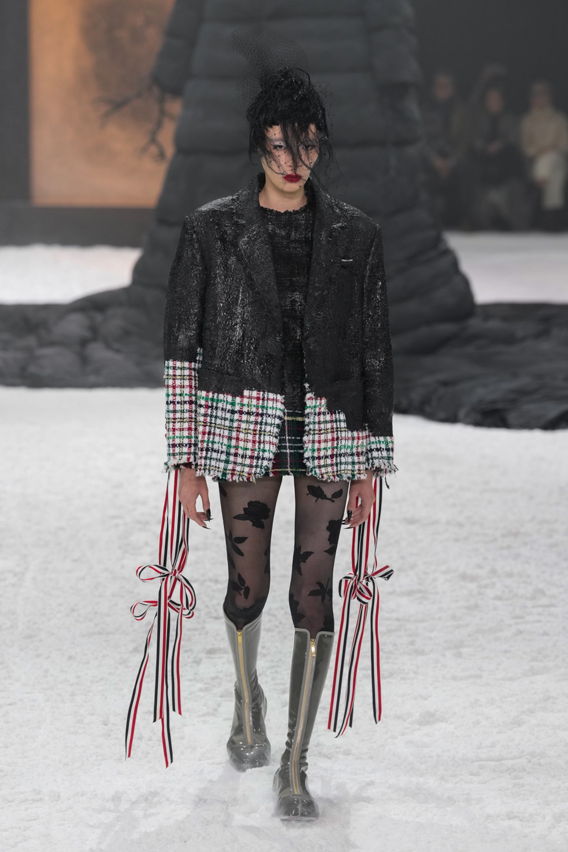 Thom Browne se inspira en las historias góticas de Edgar Allan Poe ...