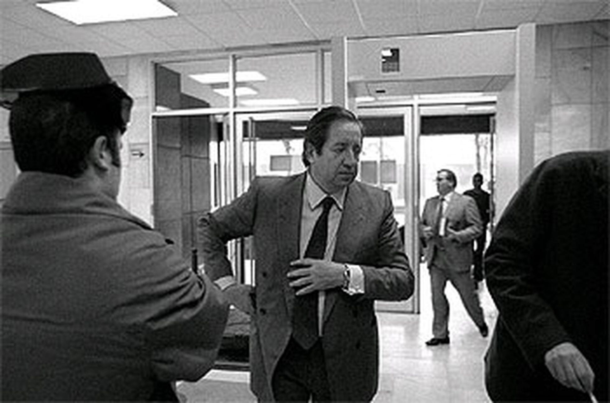 La Audiencia de Barcelona envía a Javier de la Rosa a prisión durante ...