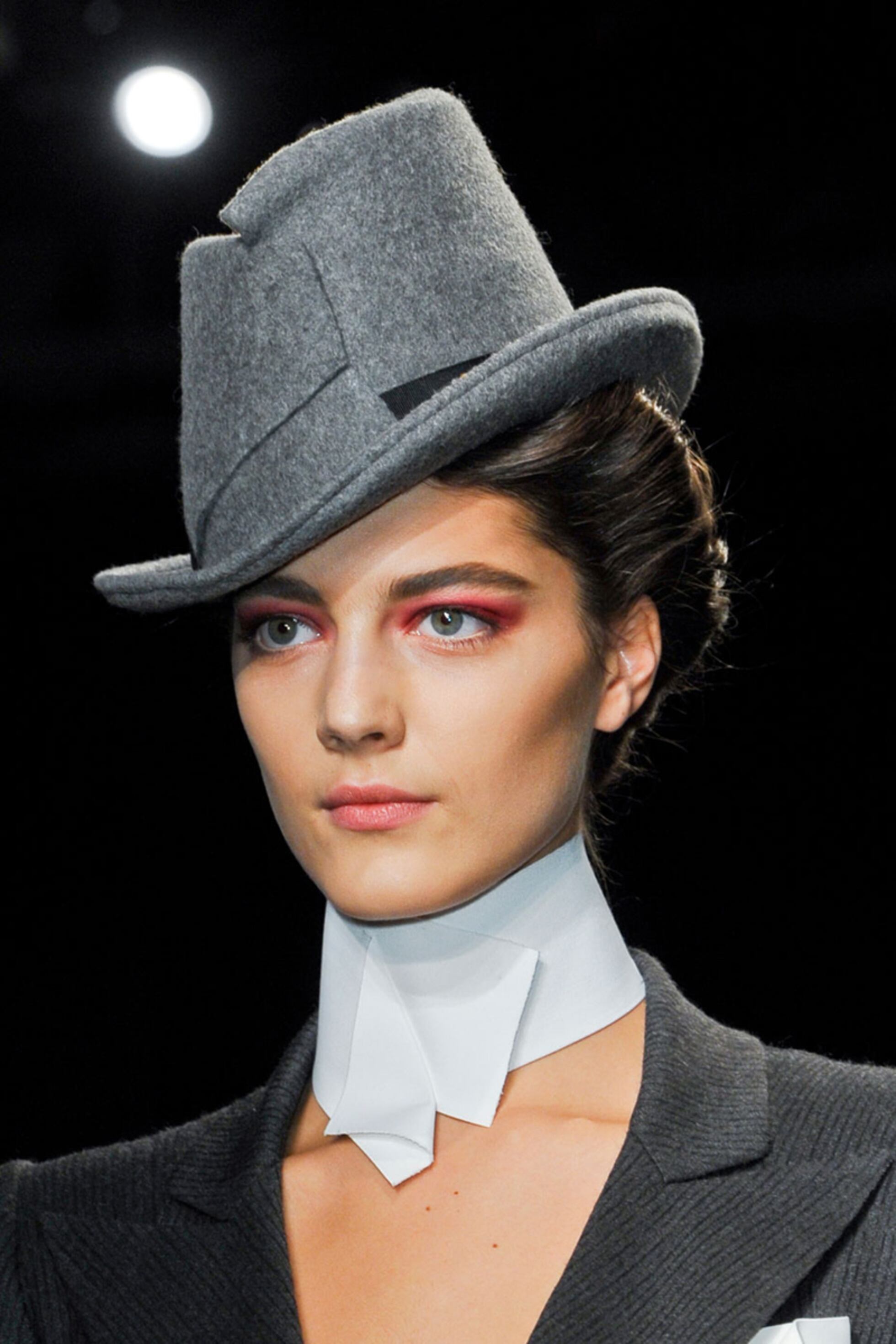 Los 50 complementos imprescindibles de las semanas de la moda | Fotos ...