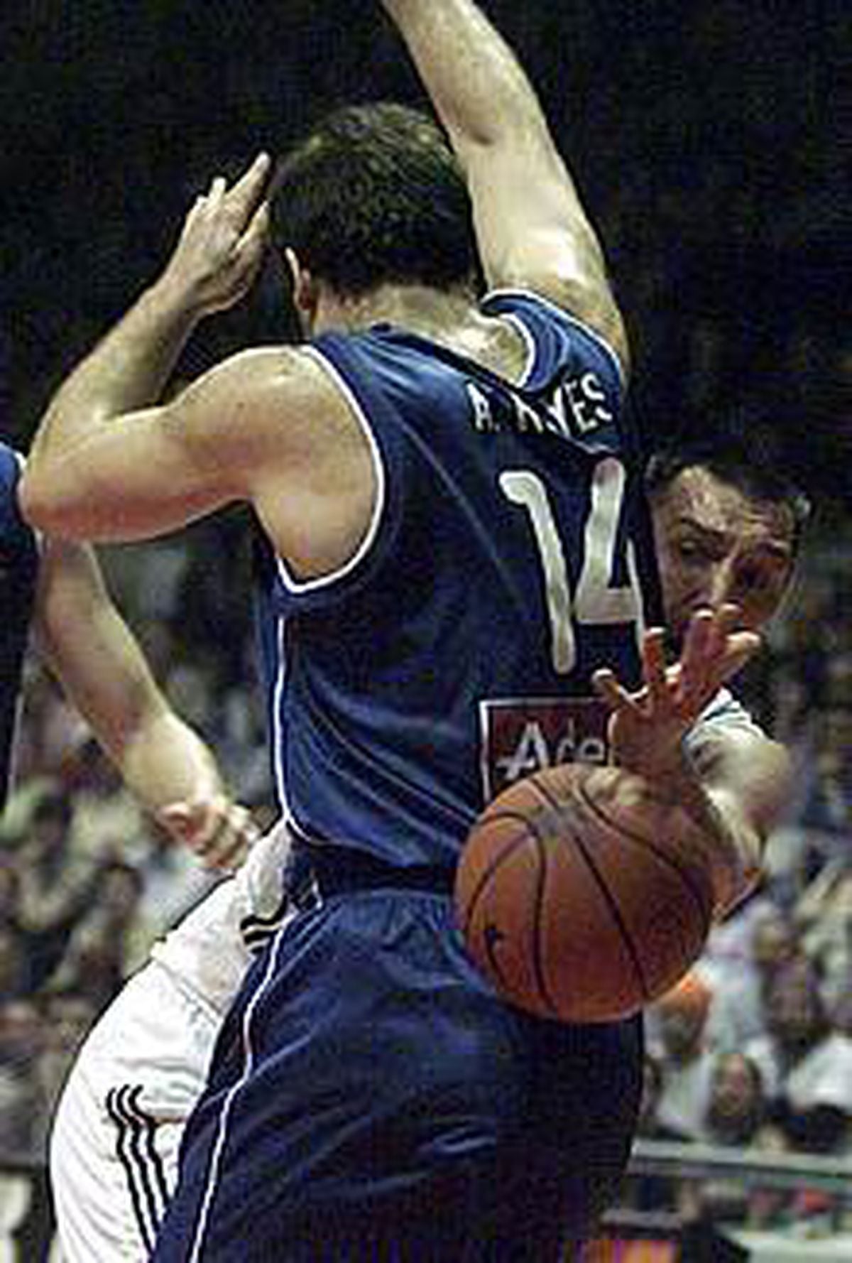 Copa del Rey de baloncesto: Alfonso Reyes y Eric Struelens. PLANO MEDIO ...