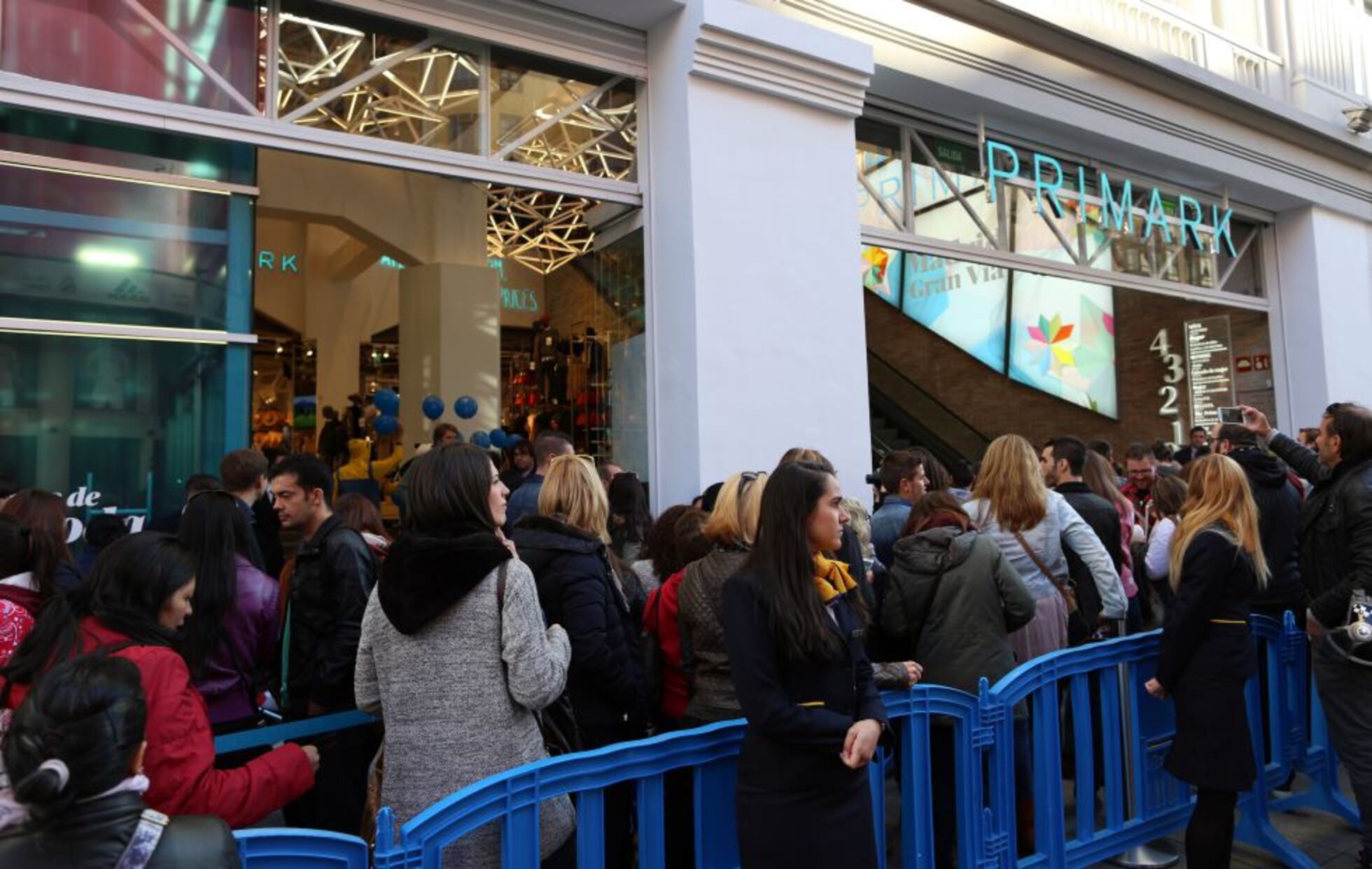 Gran Vía Primark desde el interior: Primark desde el interior | Fotos ...