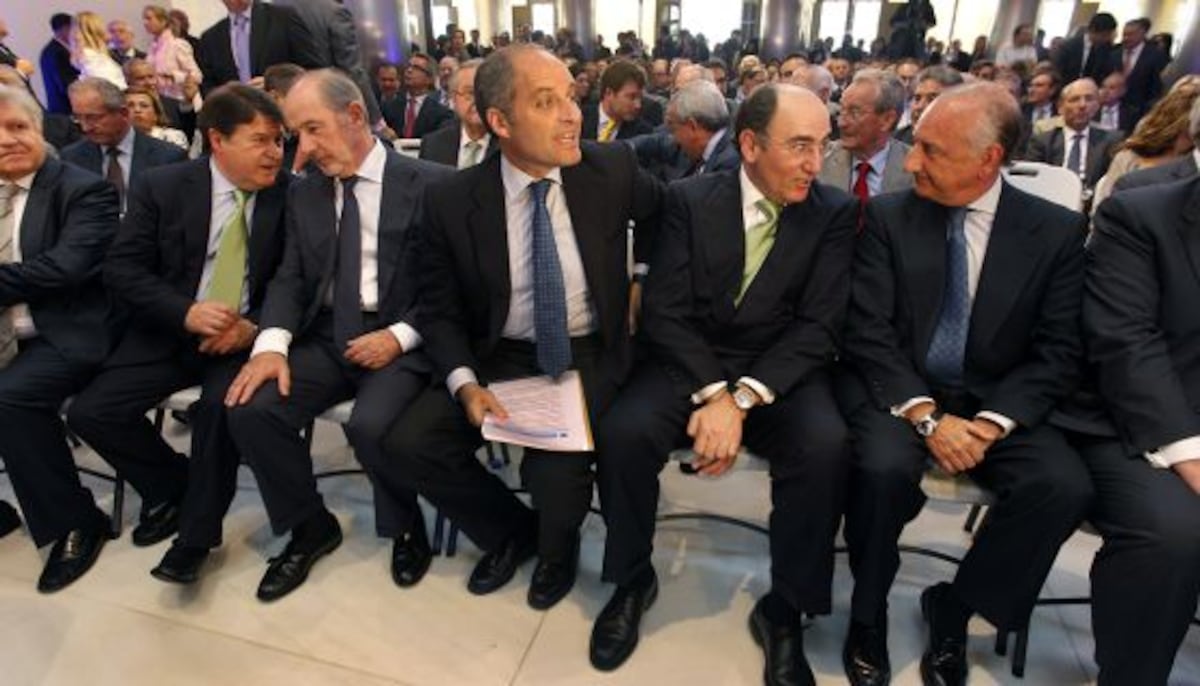 Aznar asume su probable relevo en el puerto de Valencia tras ser ...