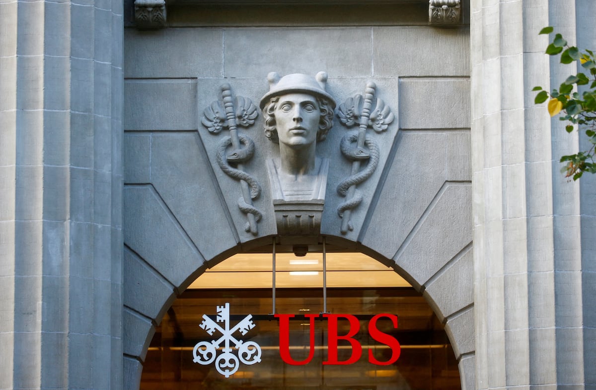 UBS planea recortar más de la mitad de la plantilla de Credit Suisse ...