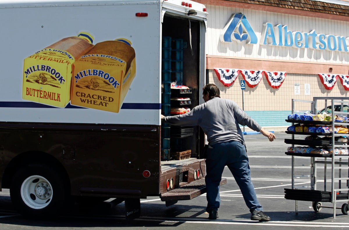 Kroger compra Albertsons por 25.000 millones para competir con Walmart ...
