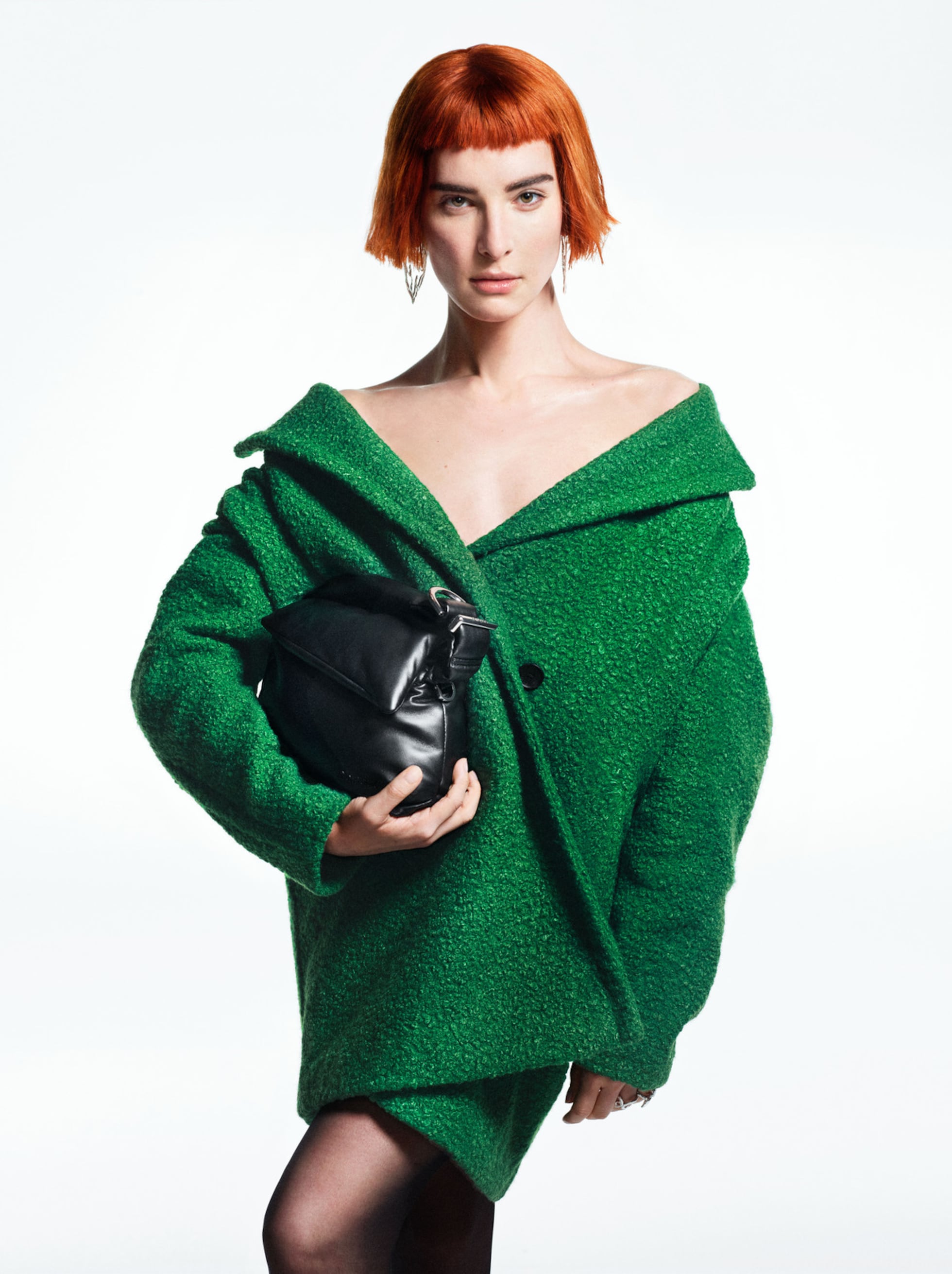 La modelo trans Hari Nef presenta lo nuevo de Desigual, una colección ...