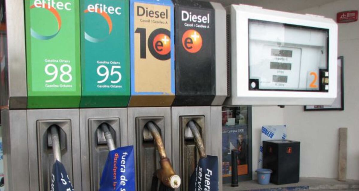 Los Carburantes En Máximos Anuales Economía Nacional E Internacional