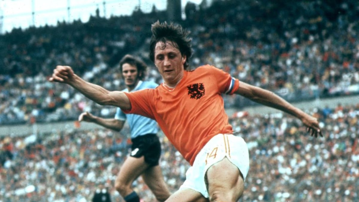 Leyendas | Johan Cruyff, el fútbol moderno: “Gobernaba el juego como si ...