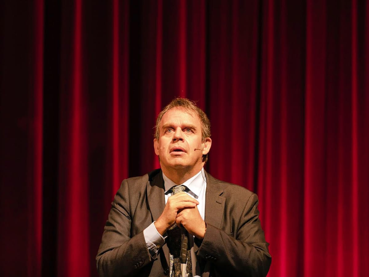 Christopher Bailey, responsable de la Iniciativa Arte y Salud de la OMS ...