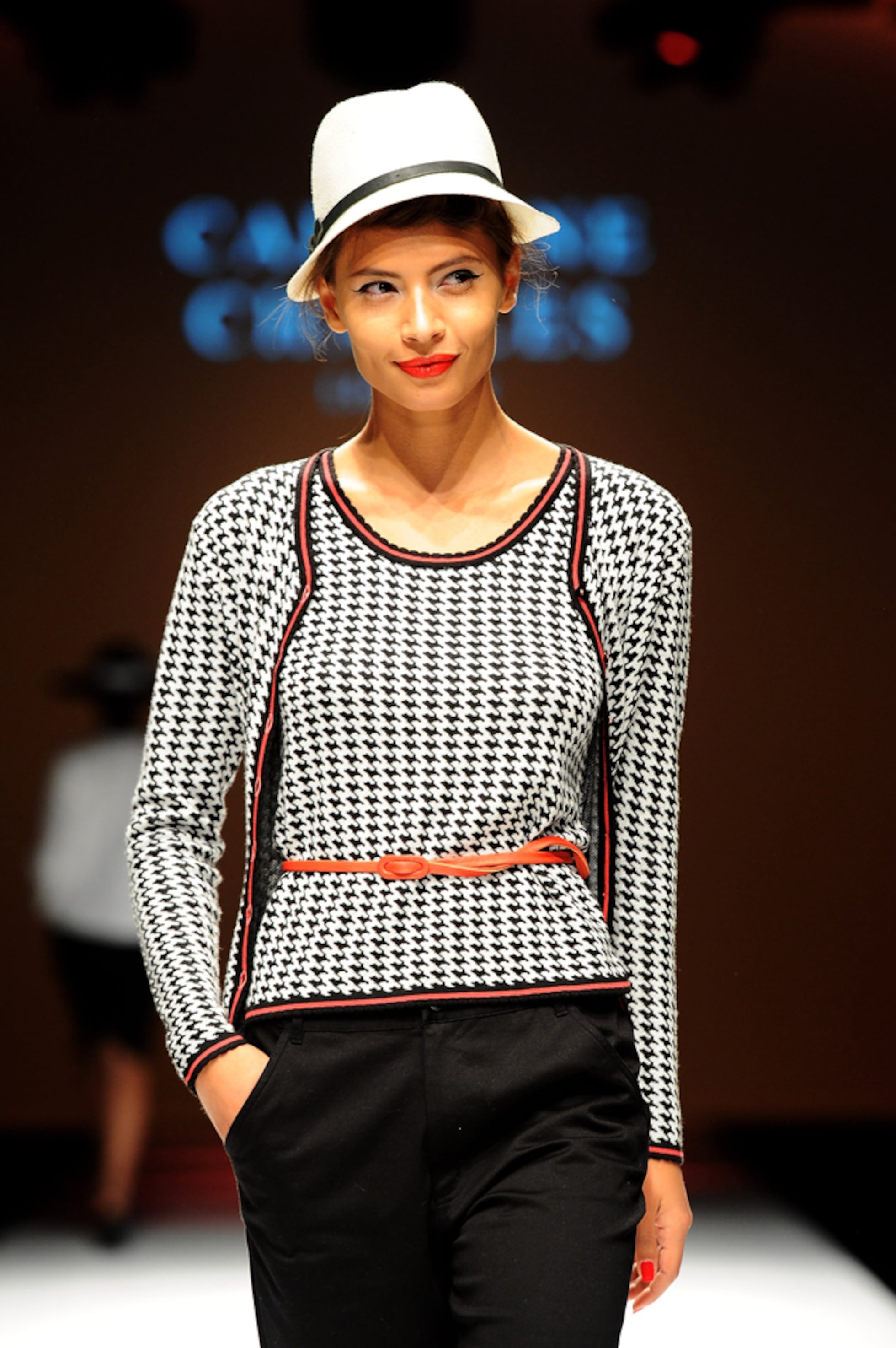 Caroline Charles, el discreto encanto de una figura sin la que no ...