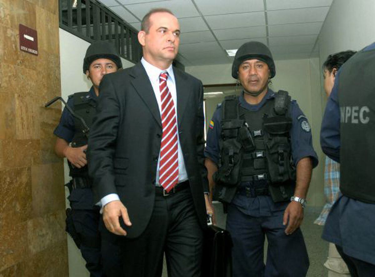 Salvatore Mancuso Ee Uu Condena A Un Exjefe Paramilitar Colombiano A