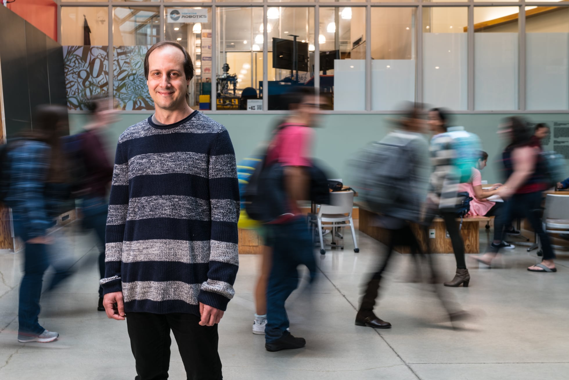 Antonio Torralba: “El sentido del tacto es esencial para desarrollar ...