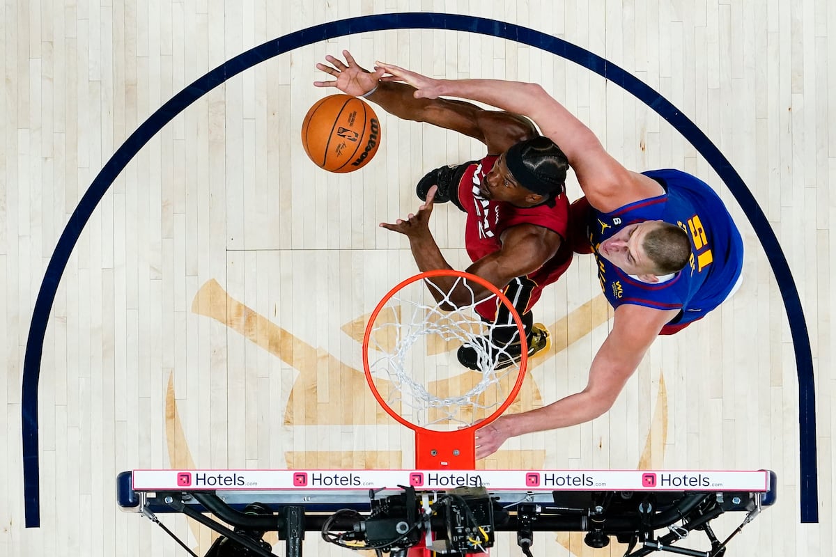Los Denver Nuggets superan con claridad a Miami en el primer partido de la final de la NBA (104 ...