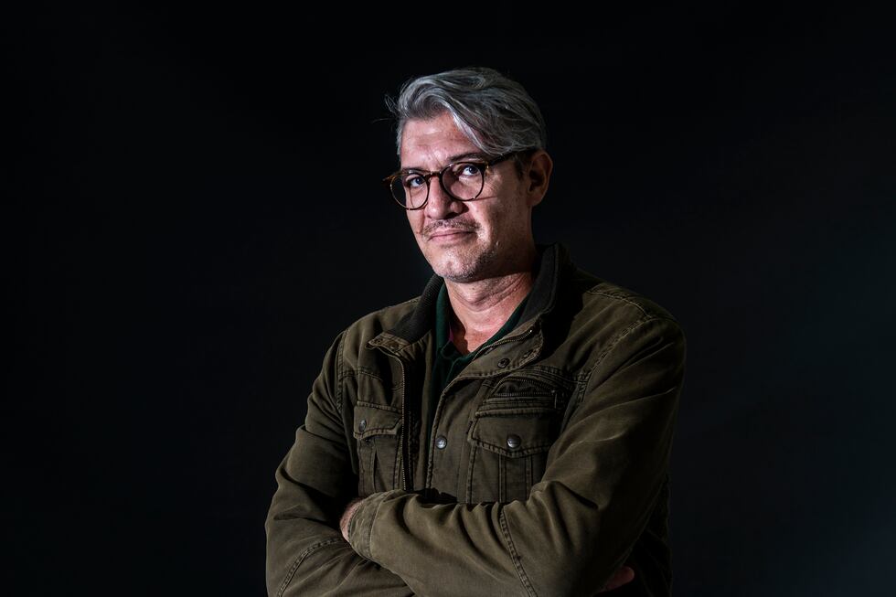 ‘Justo antes del final’: Emiliano Monge: “Alguien no enloquece como si ...