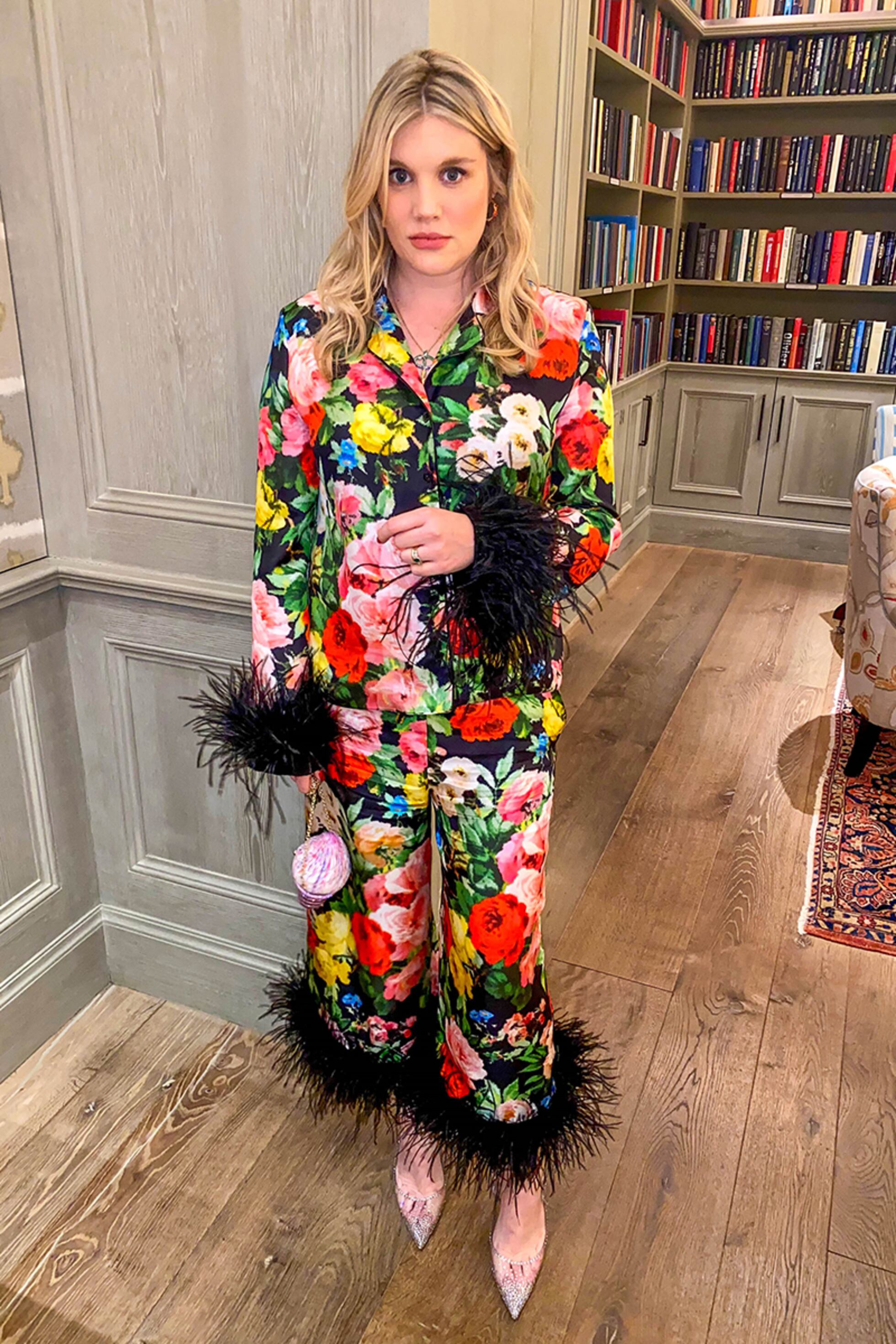 Del increíble Schiaparelli de Emma Corrin al esmoquin de Amanda ...