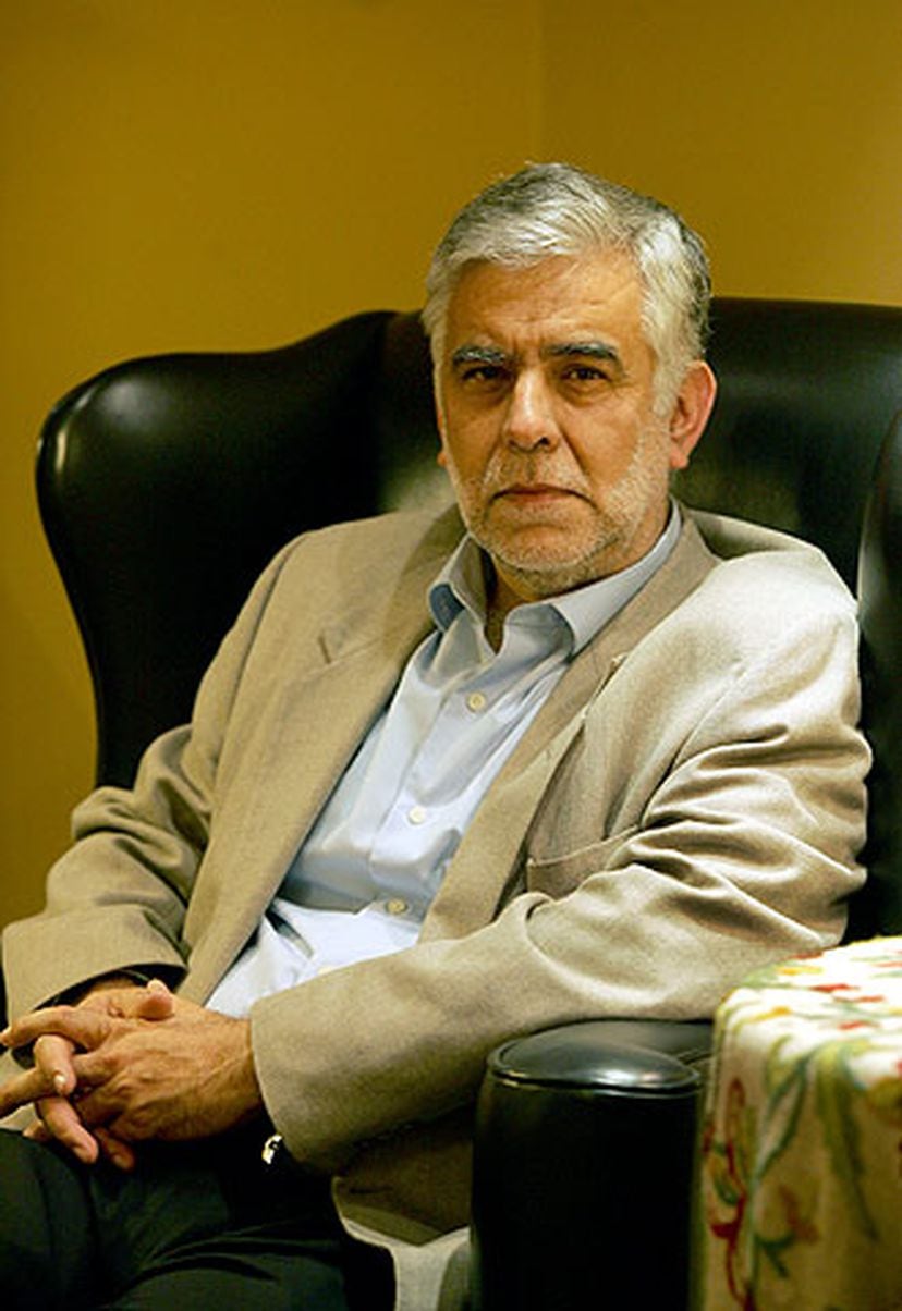 Alonso Cueto explora la cercanía del mal en su obra 'La hora azul ...