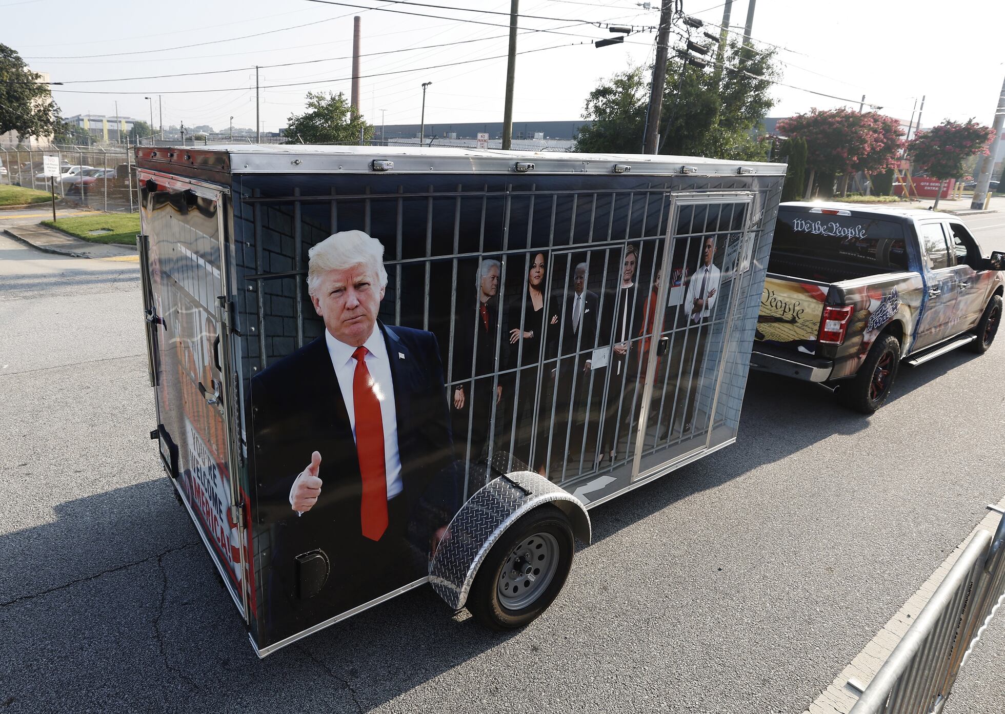 Donald Trump se entrega en una cárcel del condado de Fulton (Estados ...
