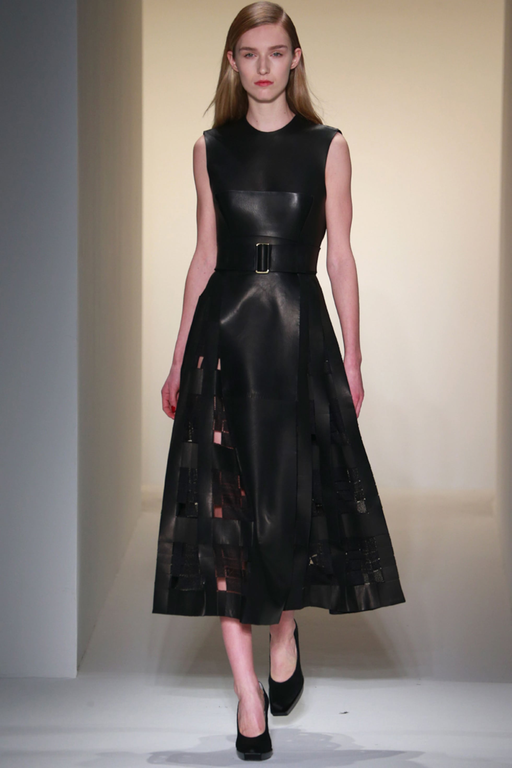 El eterno minimalismo de Calvin Klein Collection | Fotos | Pasarelas de ...