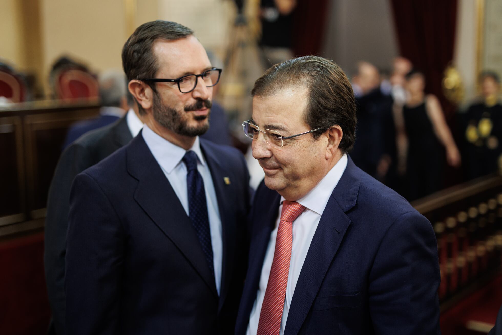 La constitución de las Cortes Generales y de la Mesa del Congreso, en ...