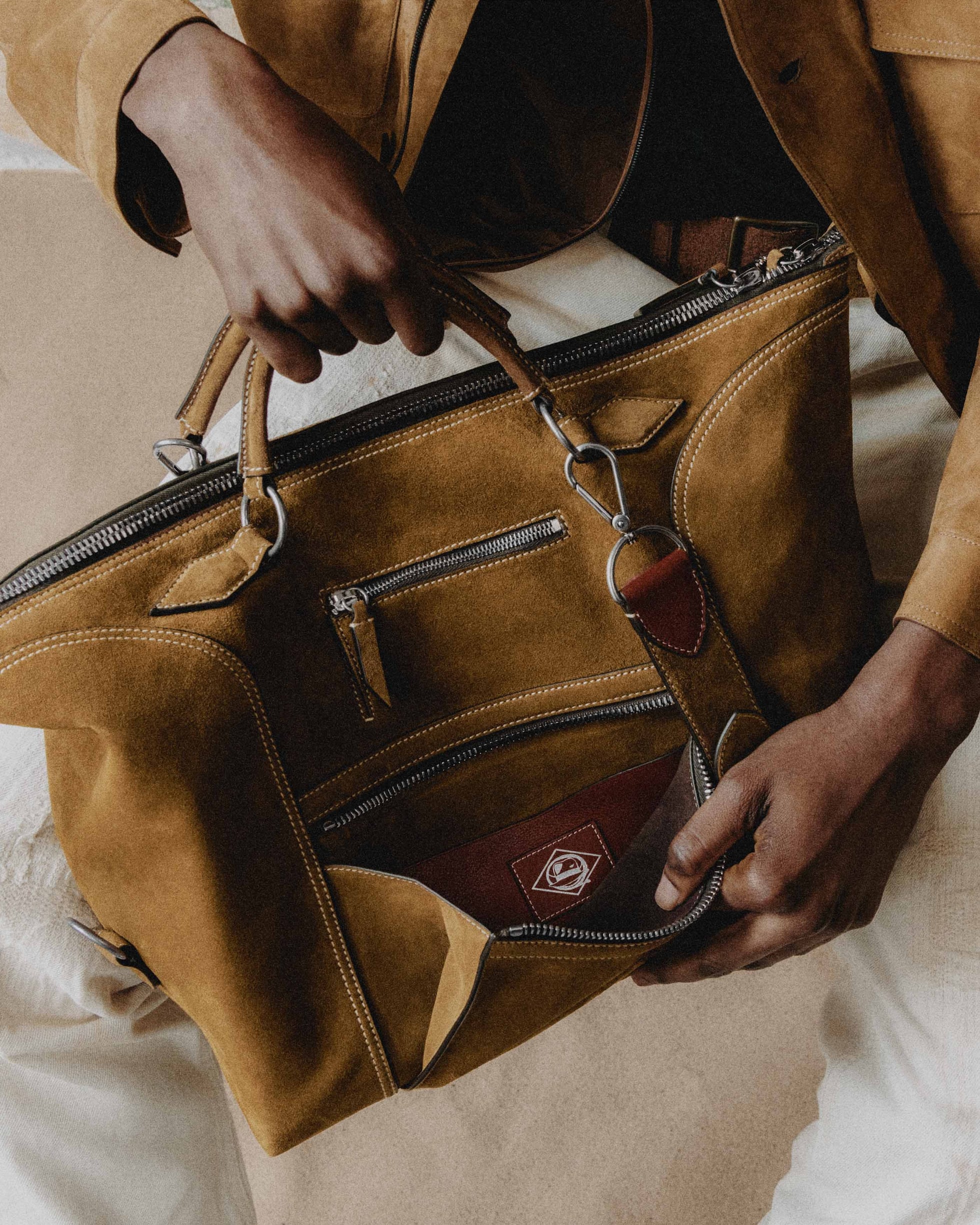 Métier: Indiana Jones se alía con la firma inglesa que ha conquistado a ...