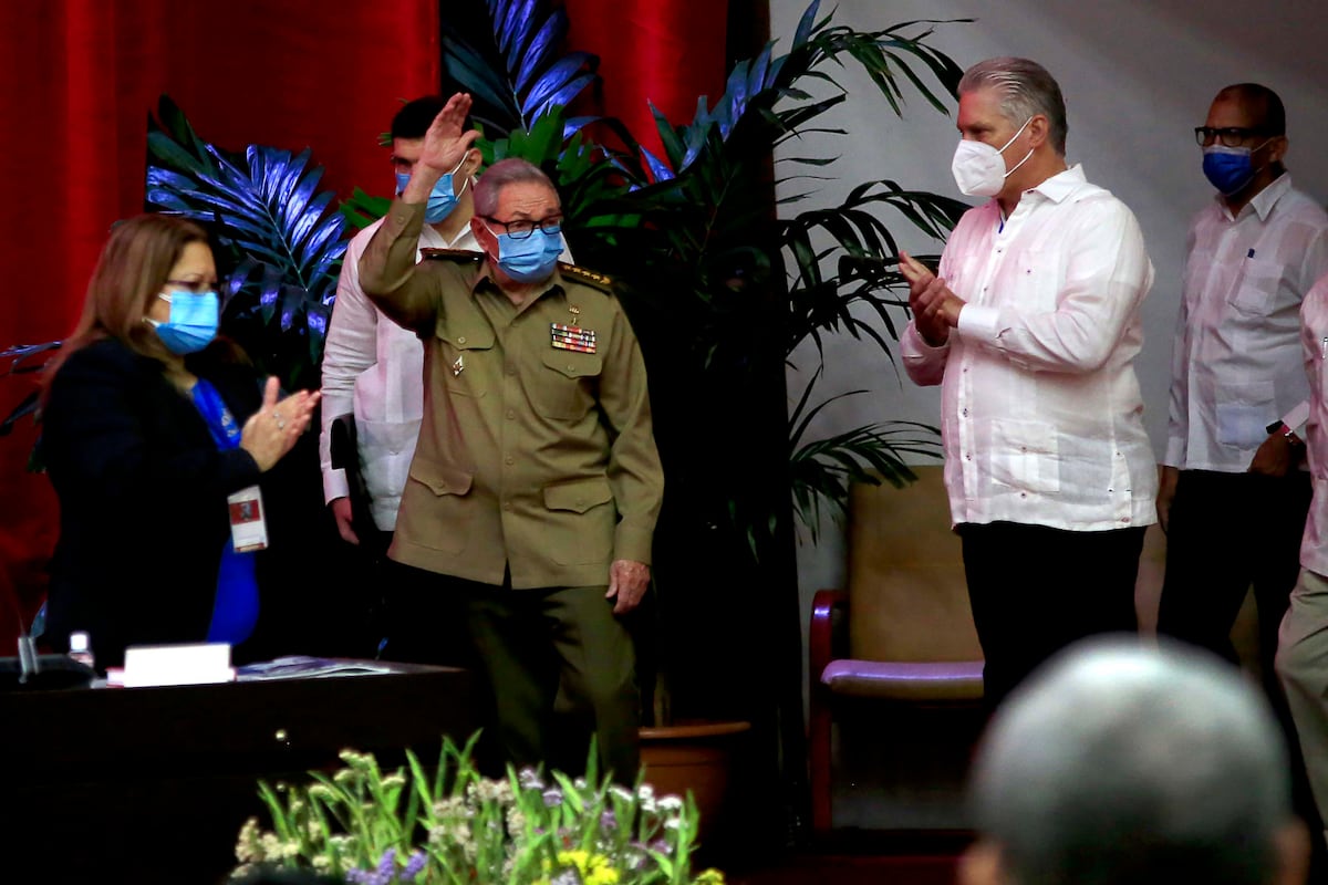 Raúl Castro renuncia tras 62 años en la cúpula del poder en Cuba ...
