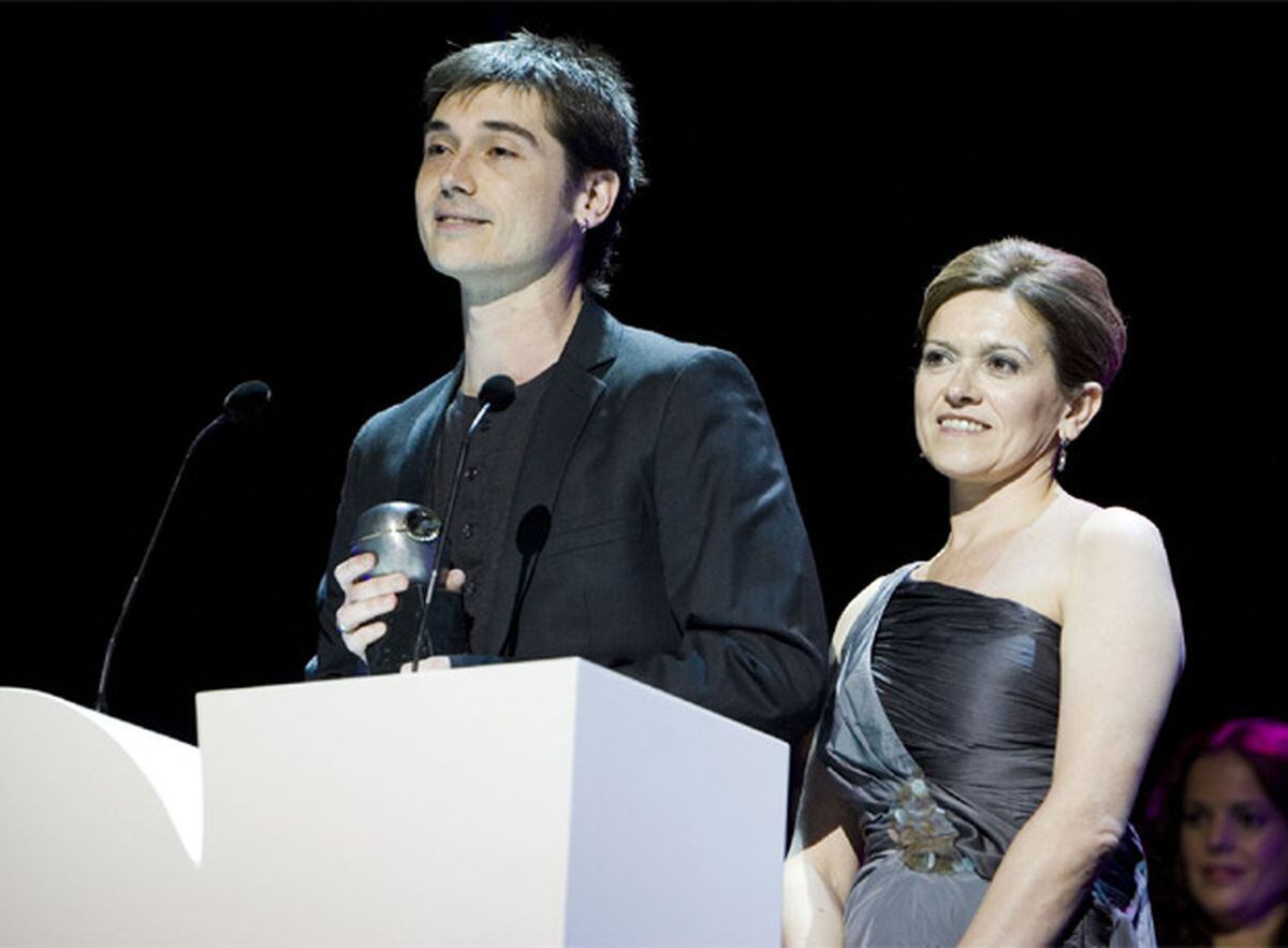 Jon Maya y la directora Mireia Gabilondo | País Vasco | EL PAÍS