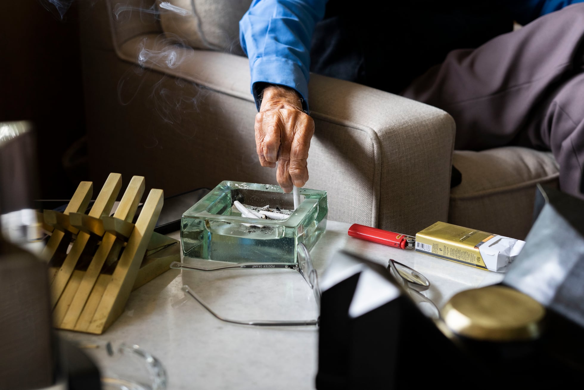 Agustín Hernández: “A los 98 años sigo trabajando y fumando como ...