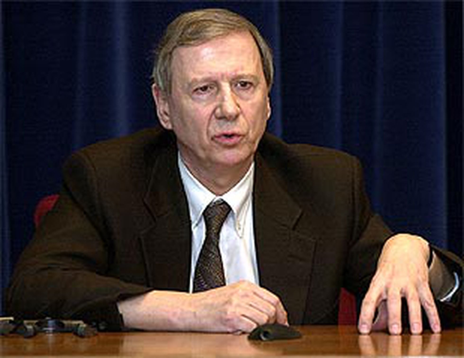 El británico Anthony Giddens obtiene el Príncipe de Asturias de ...