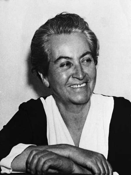 Las artistas exiliadas que buscaron amparo en Gabriela Mistral ...