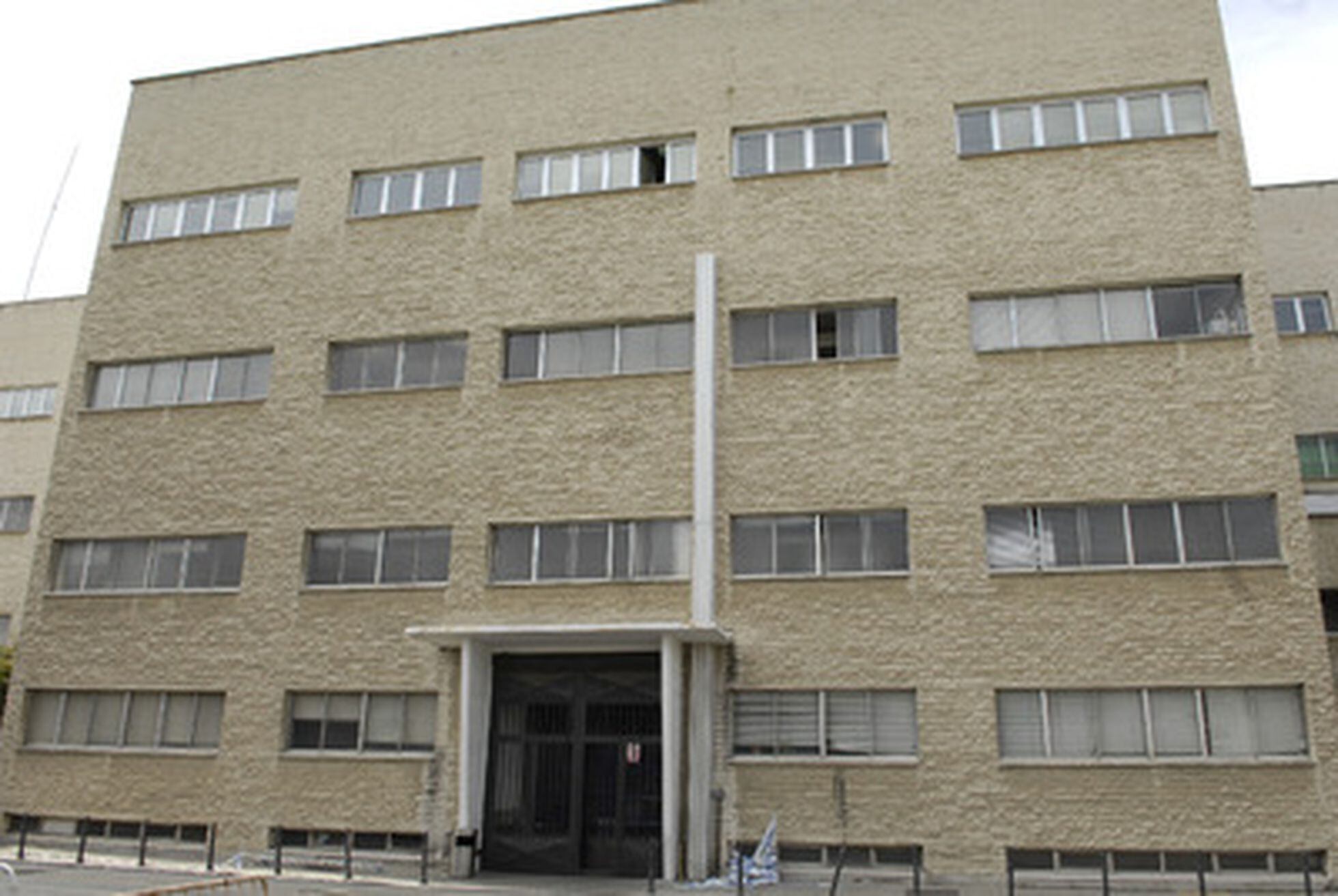 El amianto obliga a RTVE a cerrar cuatro estudios de Prado del Rey ...