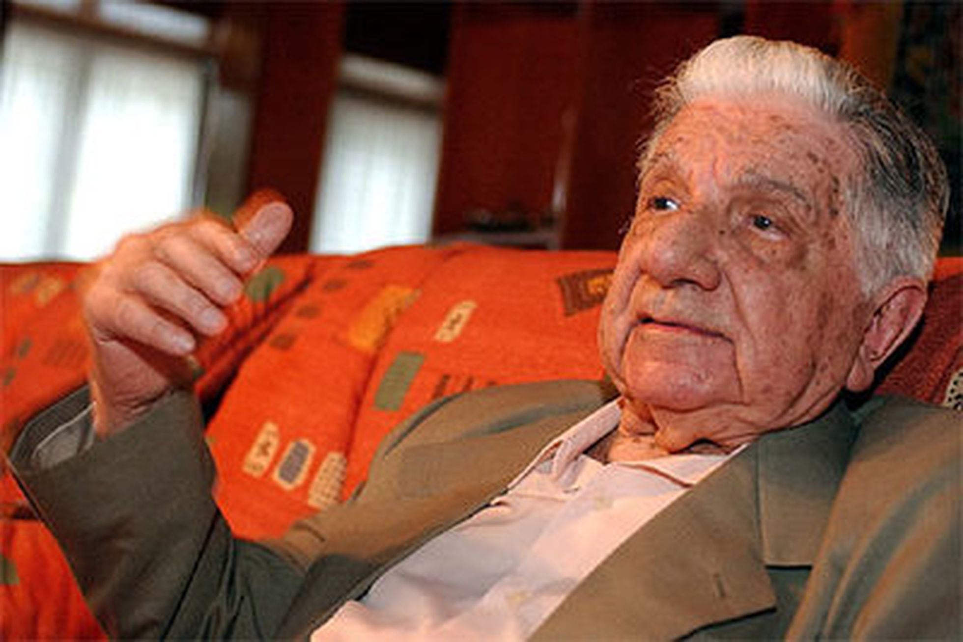 Fallece a los 87 años el escritor paraguayo Augusto Roa Bastos ...