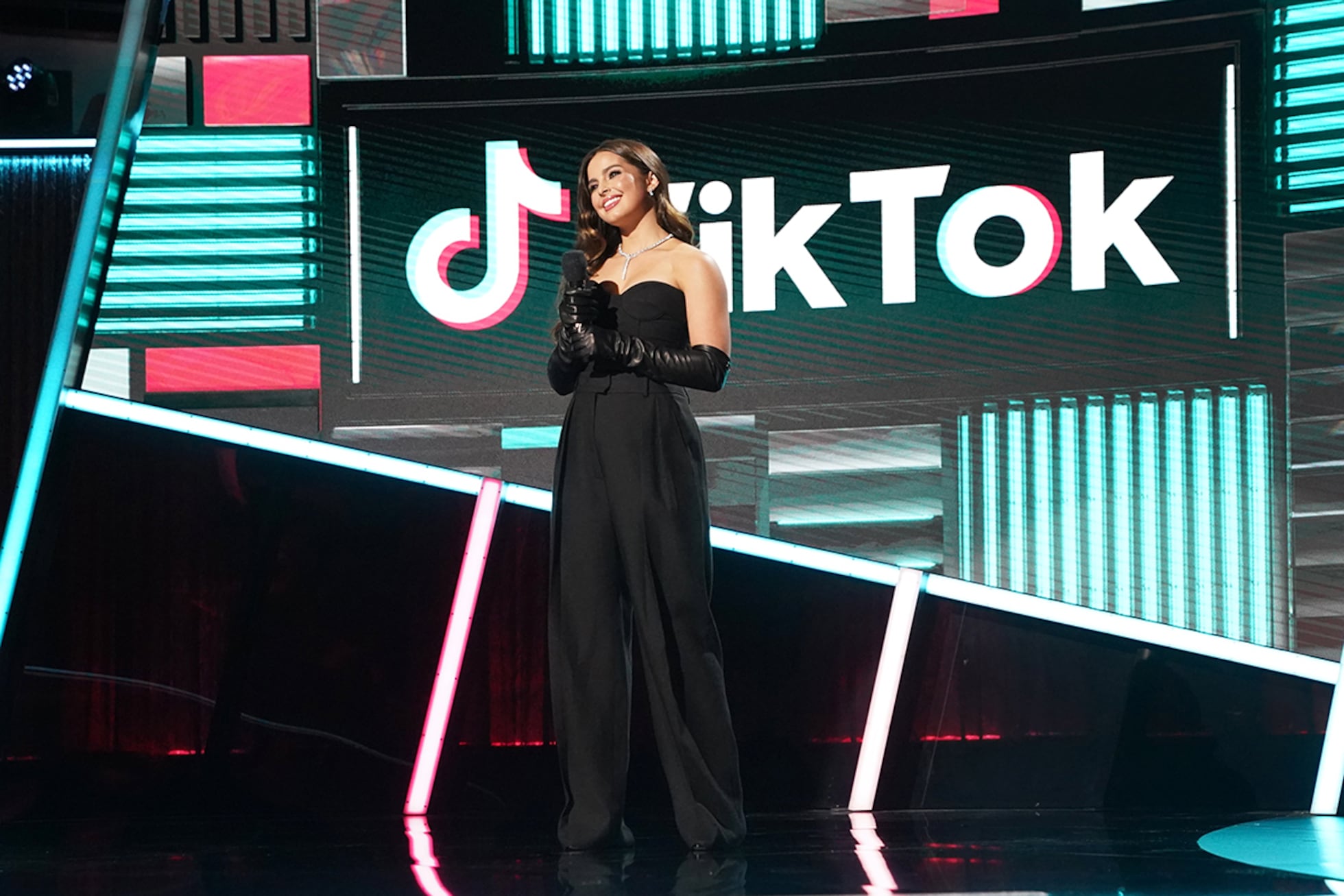 Nadie frena a Addison Rae: de bailar desde casa en TikTok a empresaria ...