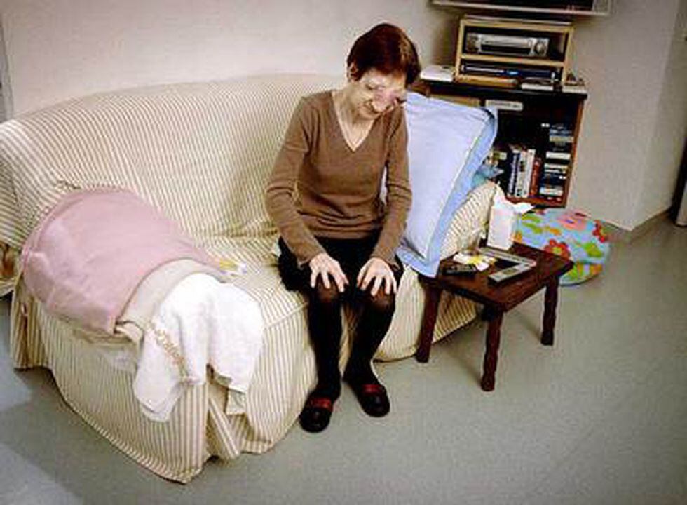 Chantal Sébire gana en casa la batalla de la muerte | Sociedad | EL PAÍS