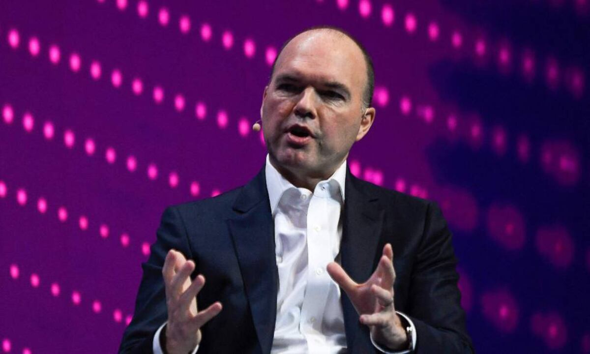 Nick Read dejará el cargo de consejero delegado de Vodafone a final de ...