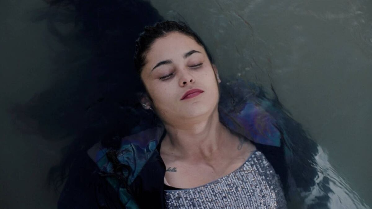 Elena López Riera, la última revelación del cine español, deslumbra con ...