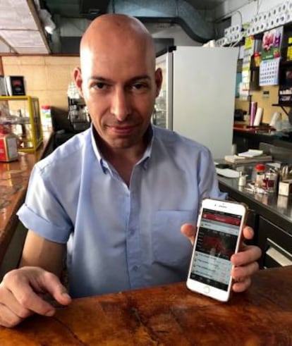 Antonio Samarín, el quiosco rojo y sus sabrosos bocadillos marineros ...