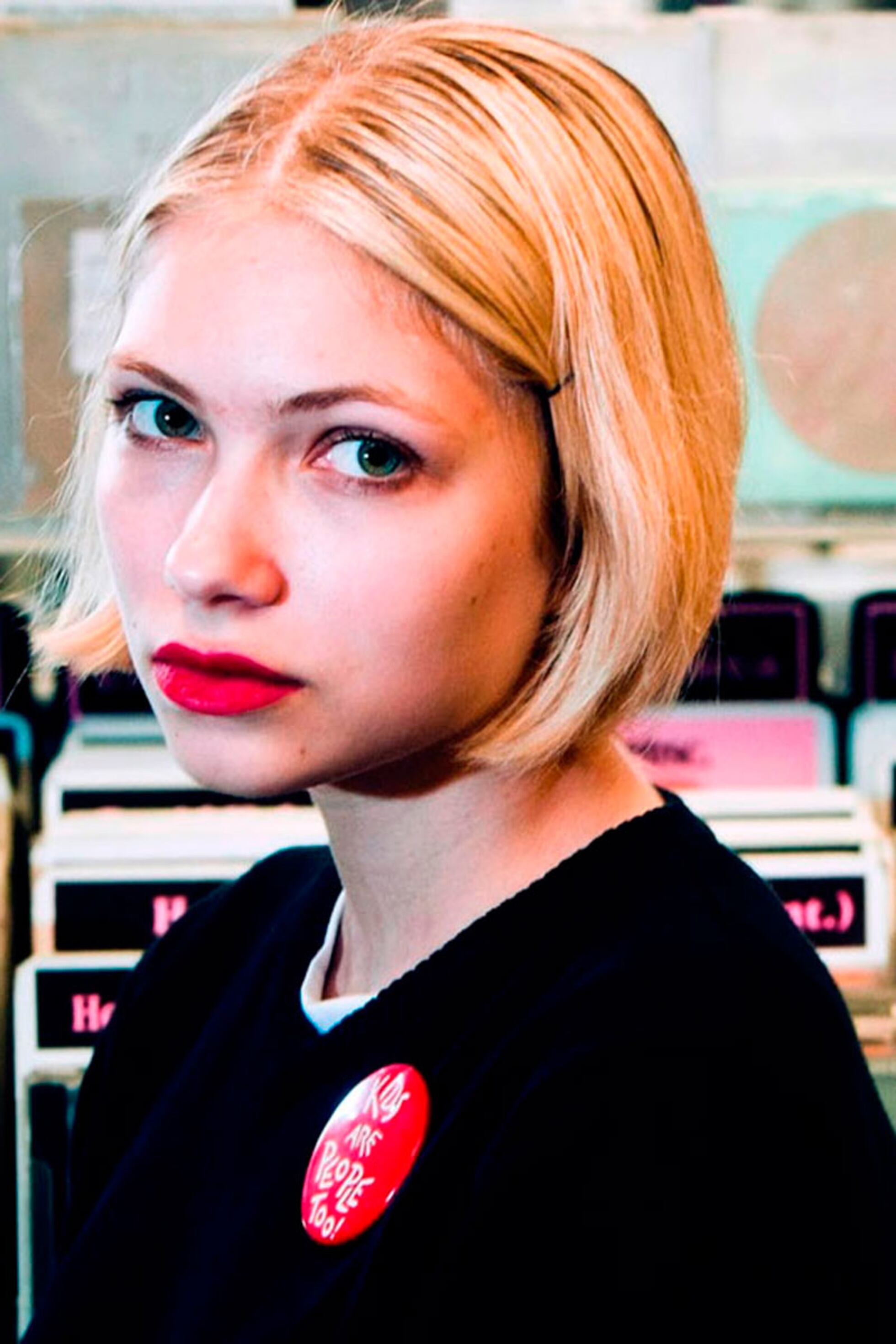 Tavi es mayor de edad: 18 frases para celebrar su cumpleaños | Fotos ...