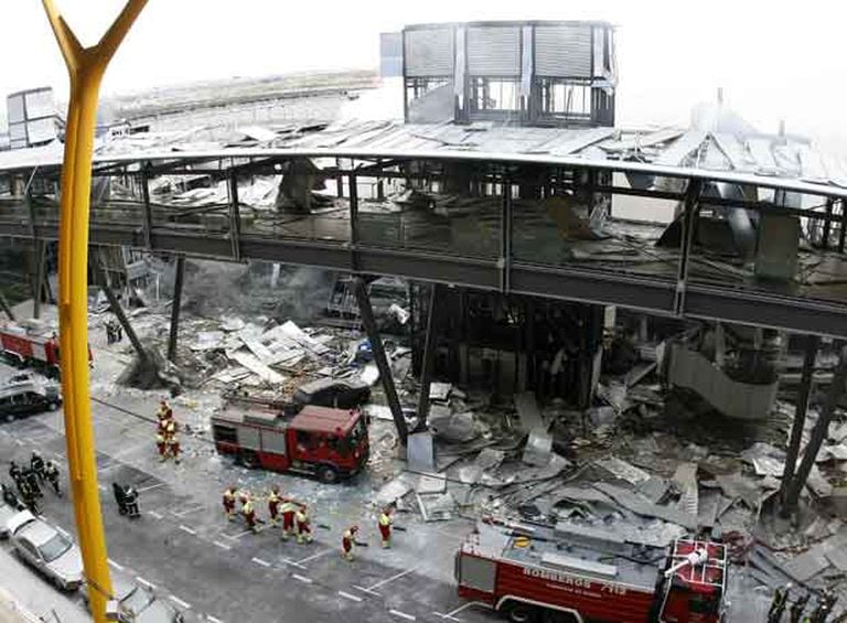Estado del aeropuerto de Barajas tras el atentado de ETA | España | EL PAÍS