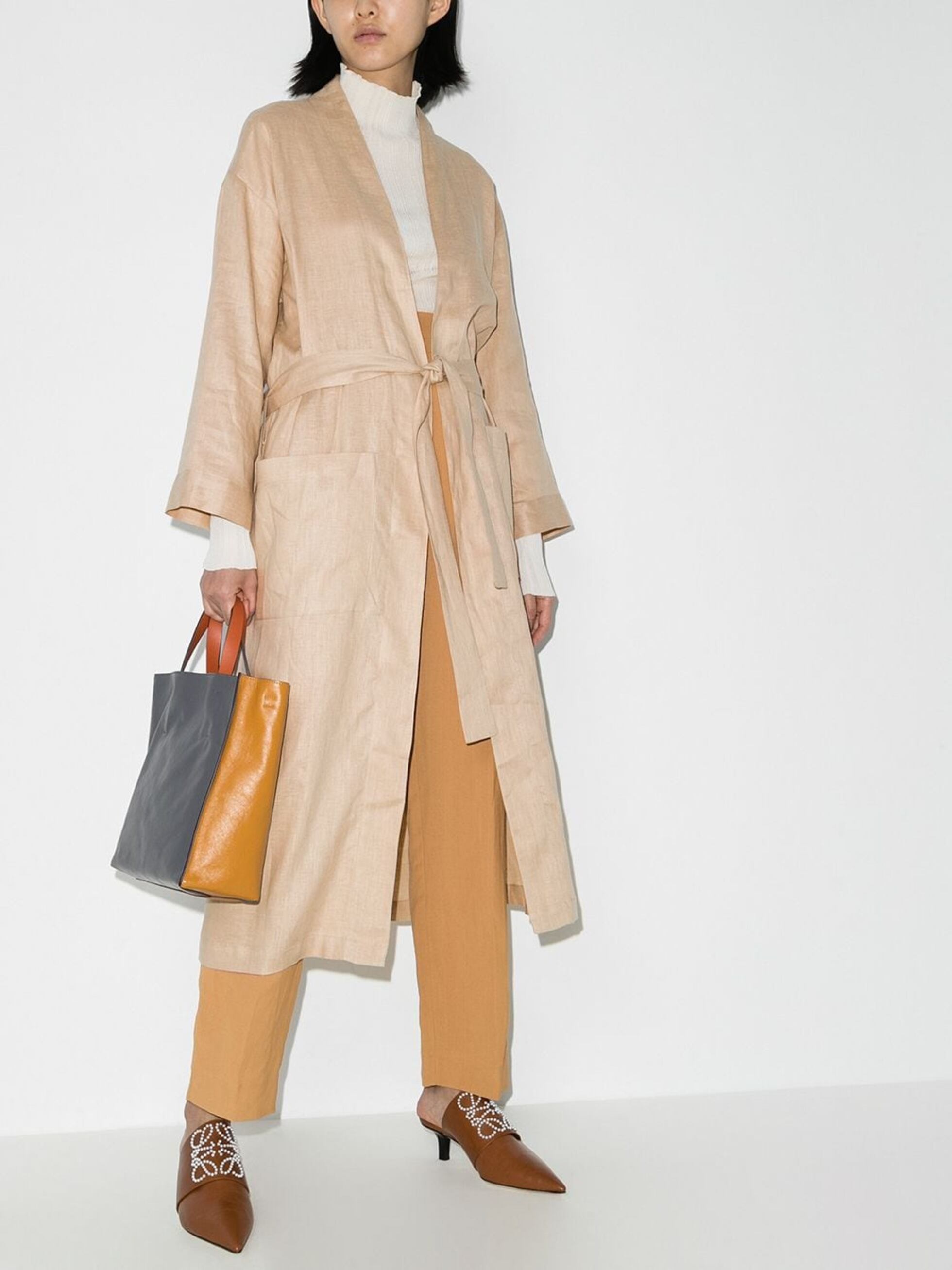 Sofisticadas y muy cómodas: la bata de estar por casa salta a la calle ...