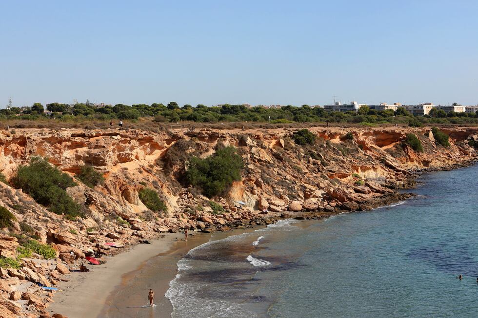 Salvar Cala Mosca: una playa virgen por un caracol, amenazada de nuevo ...