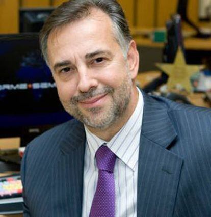 Jenaro Castro presenta su candidatura al consejo de RTVE | Politica ...