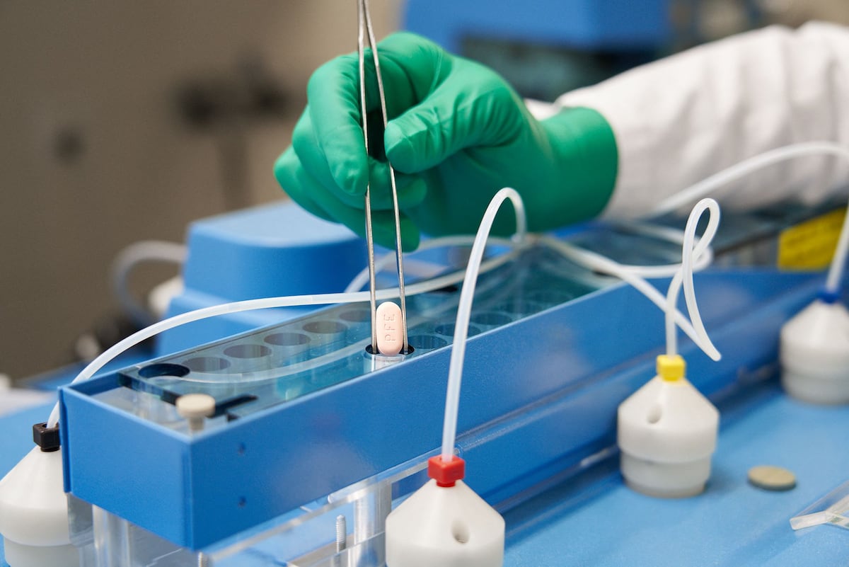 Paxlovid: Pfizer asegura que su pastilla experimental evita la covid ...