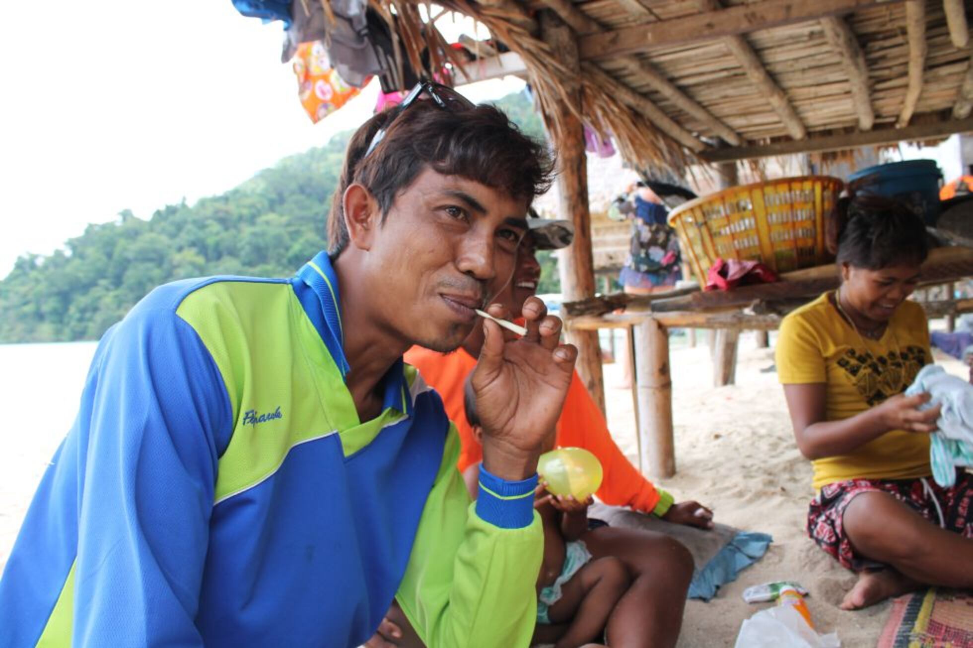 Pueblo de Los Moken Los que no dicen hola ni adiós y no desean nada ...