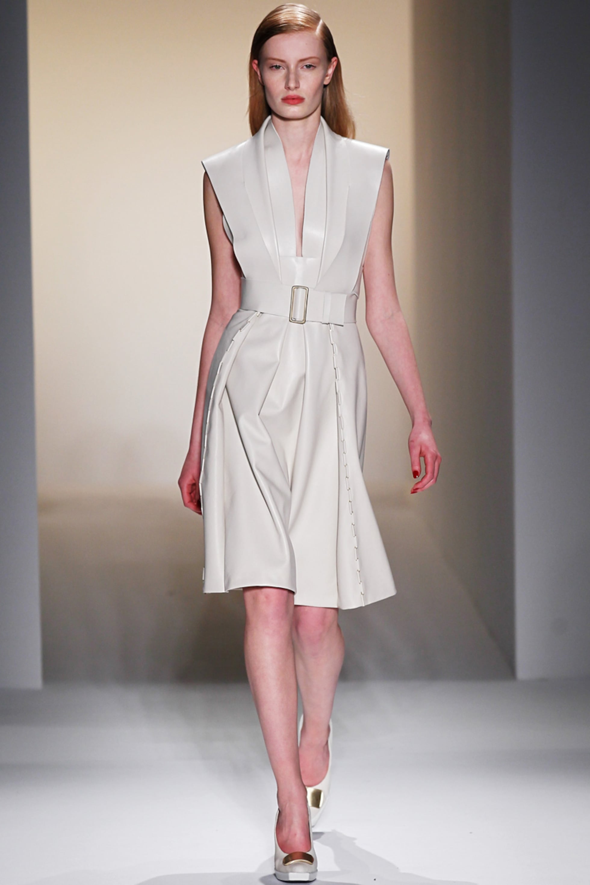 El eterno minimalismo de Calvin Klein Collection | Fotos | Pasarelas de ...